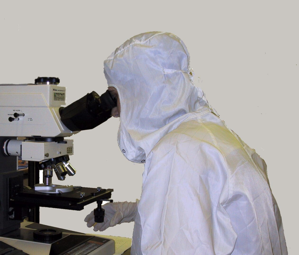 GMP Cleanroom Cleaning - ACM Cleanroom facility services
